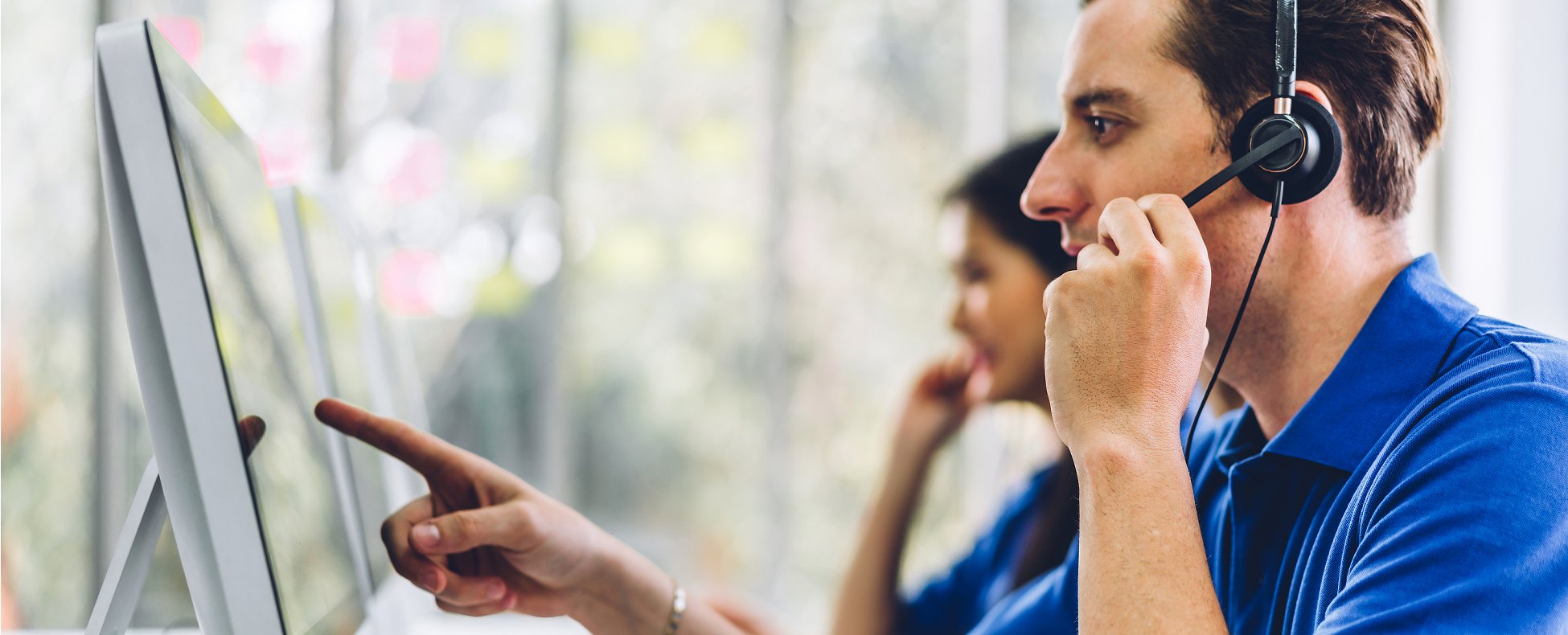 Unlocking a Better Customer Experience with AI and Hybrid Strategies in Your Contact Center - CTS